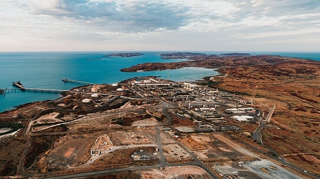 Australia clears Woodside to run North West Shelf LNG plant to 2070