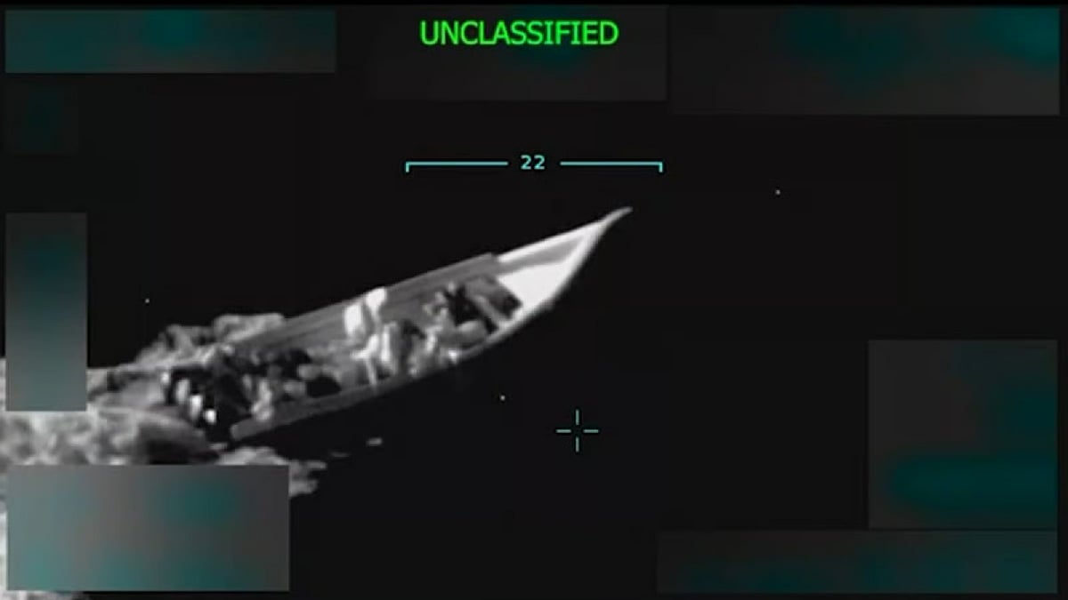 White House: admiral approved lawful 2nd strike on boat from Venezuela