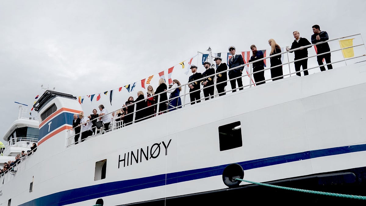 Torghatten Nord christens new double-ended electric ferry