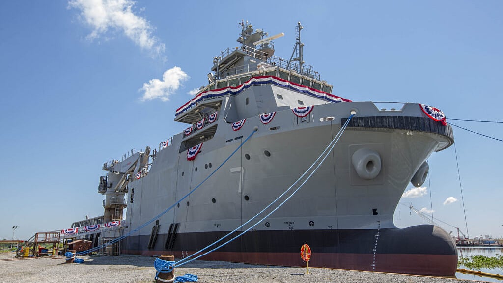 USNS Navajo – US Navy places new salvage ship class into service