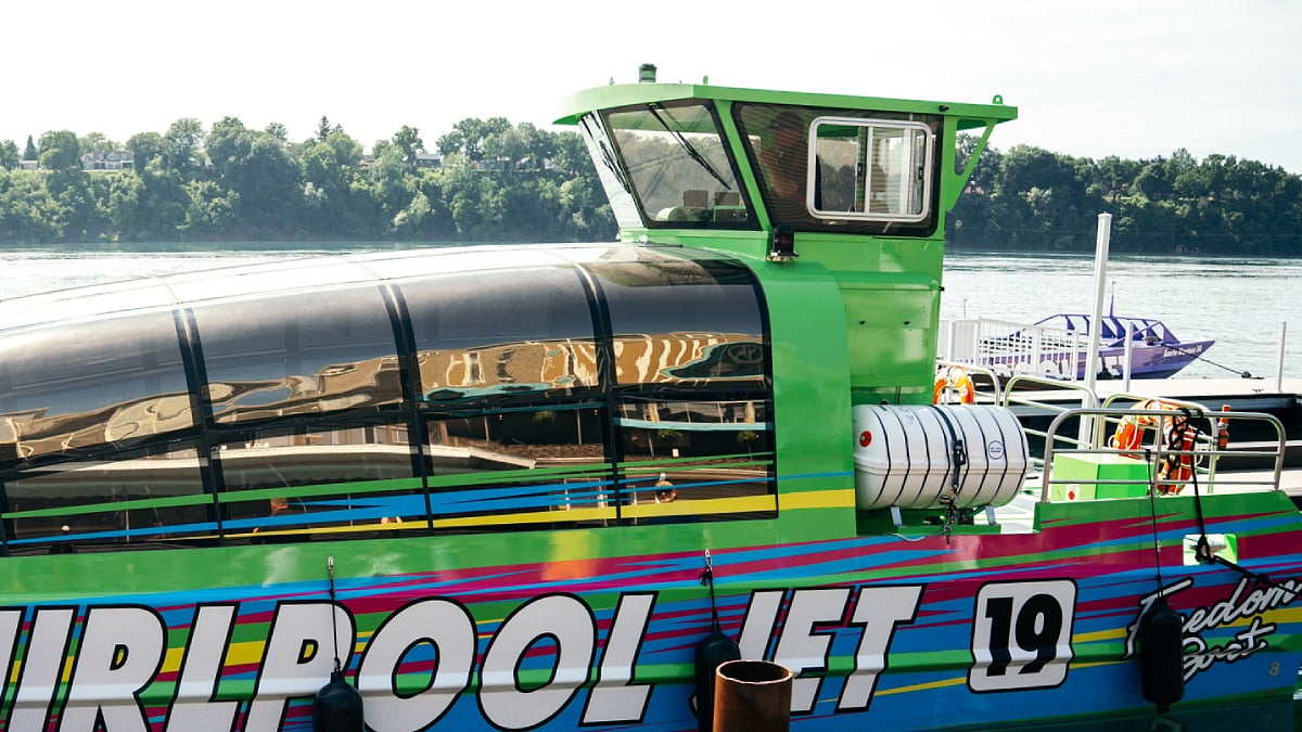 Saute Moutons 19 – Fast jet boat for operation on Niagara River