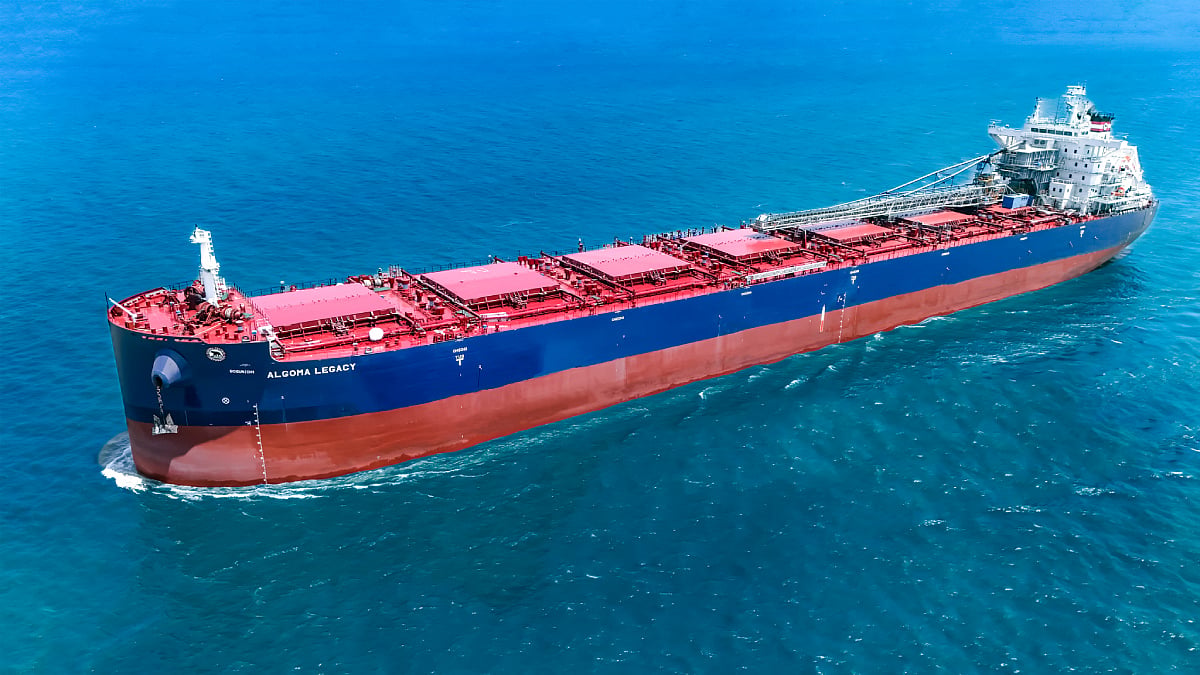 Canada's Algoma Central welcomes Kamsarmax self-unloader to fleet