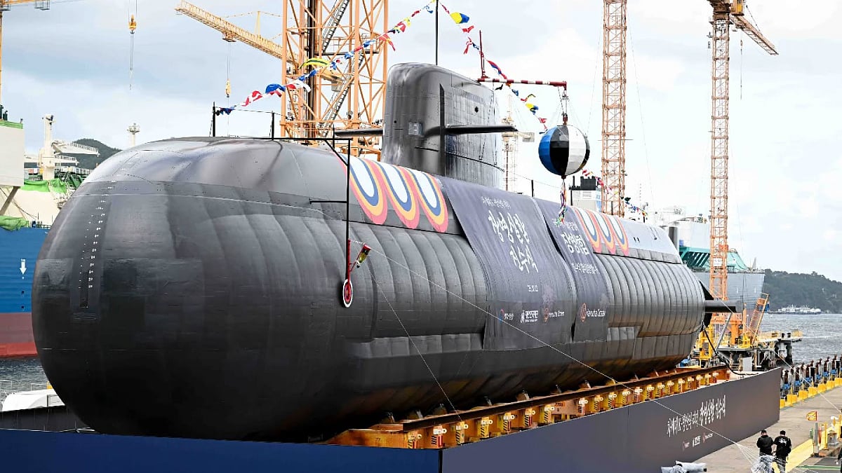 Builder proposes variant of KSS-III submarine for Philippine Navy