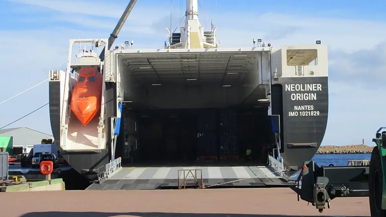 Neoliner Origin – Sailing Ro-Ro cargo ship for trans-Atlantic routes