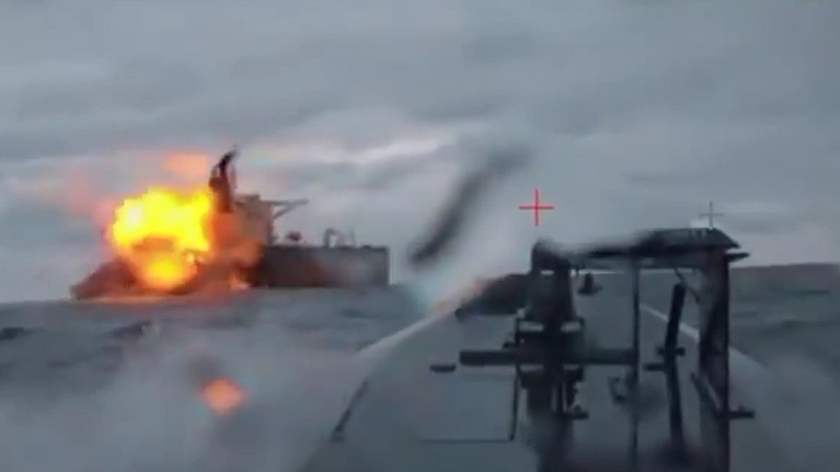 Ukrainian sea drones disable Russian "shadow fleet" tanker