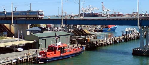 Australian union unlawfully distributes “scab” posters