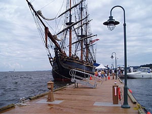 SF Marina’s new floating breakwaters calm rough seas
