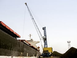 Gottwald completes mobile harbour crane trials