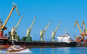 Peace in sight at French ports