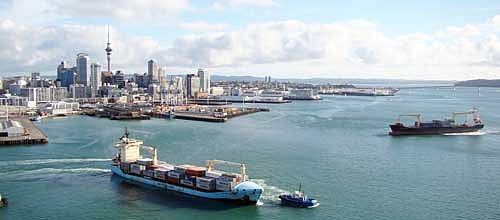Auckland mayor to commission study into port’s long-term future