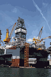 Keppel FELS completes drill rig for Transocean