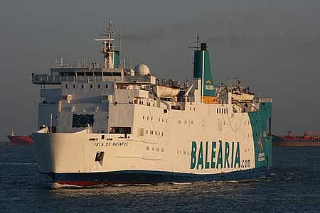 Conversion of high speed ferries to LNG