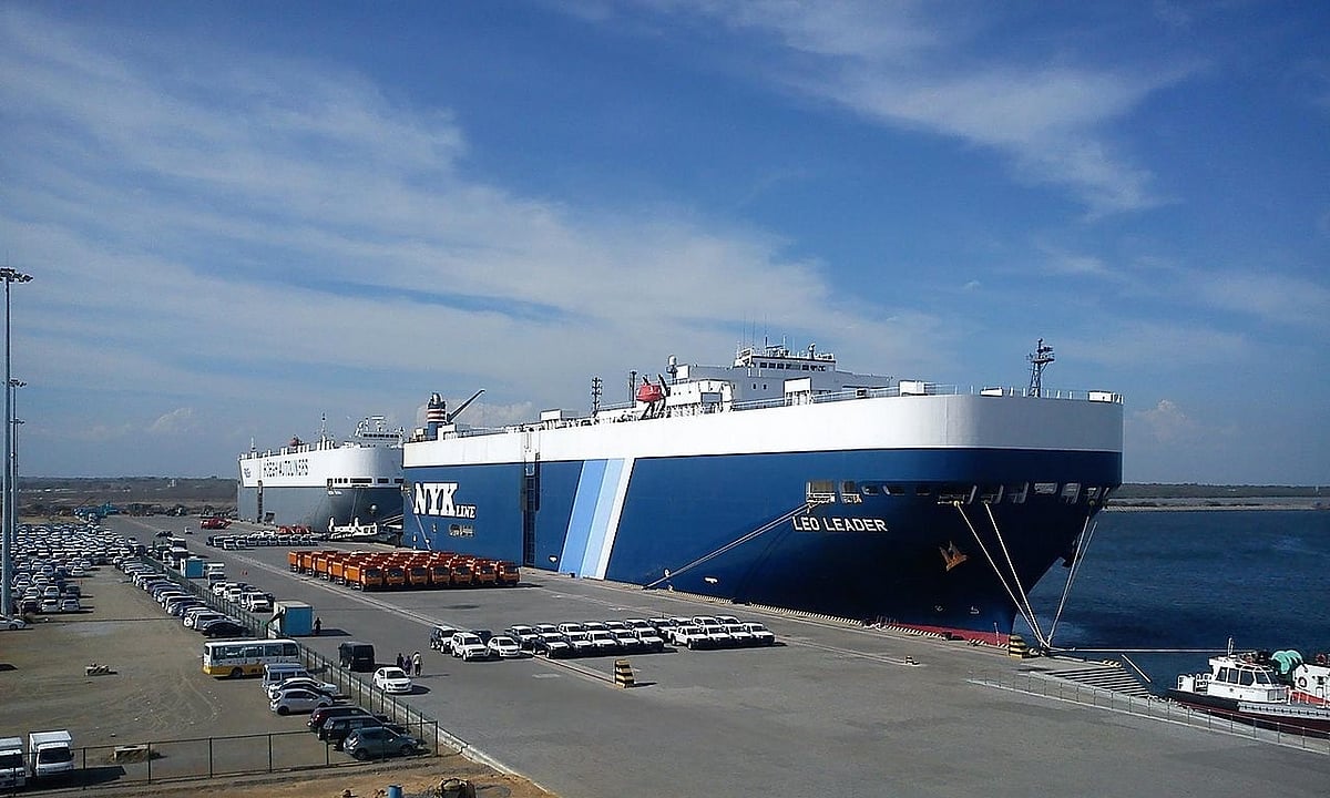 Sri Lanka to fast track $3.7b refinery with China's Sinopec