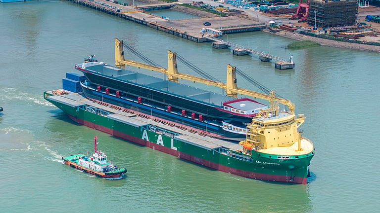AAL Shipping Expands Fleet with Versatile Heavy Lift Vessels AAL ...