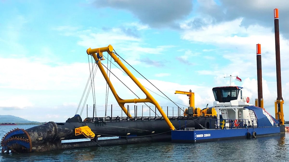 Dua Samudera Perkasa's New Dredger Enhances Coal Terminal Operations in ...