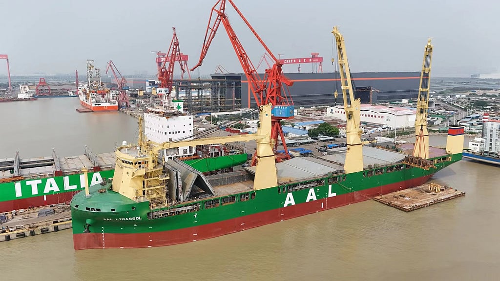 AAL Shipping Expands Fleet with Versatile Heavy Lift Vessels AAL ...