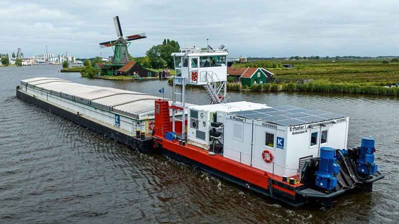 Emission-Free Sand Transport: Kotug to Deliver Electric Pusher Tug for ...