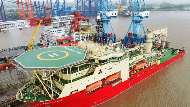 VESSEL REVIEW | Wadad Aletheia – Ice-capable dive support vessel for UAE subsea services provider