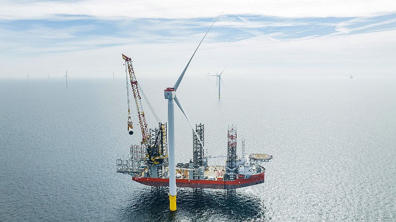 Cadeler Secures Major Contracts for East Anglia Two Wind Farm with ...