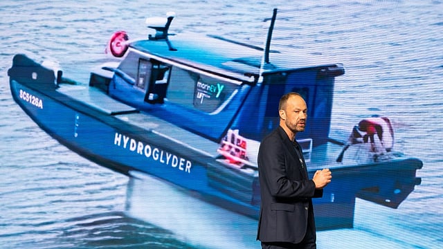 Yinson GreenTech Launches Hydroglyder: Singapore's First Fully Electric ...