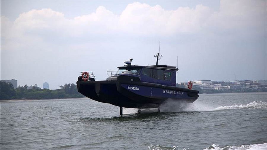 VESSEL REVIEW | Hydroglyder – Electric hydrofoil workboat takes on ...