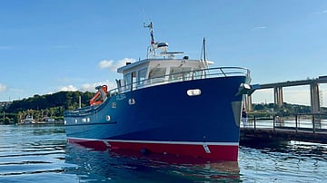 VESSEL REVIEW | Alba – Hydrogen-powered fishing training vessel for ...