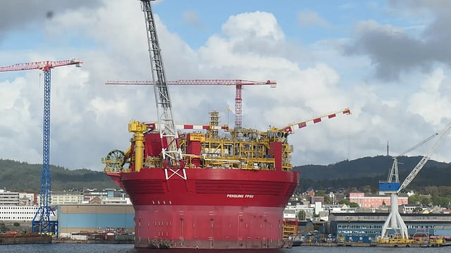 VESSEL REVIEW | Penguins FPSO – Cylindrical processing platform for ...