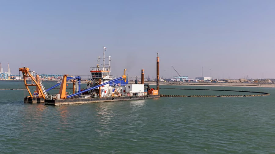 RiverFlow partnership to dredge Canada's Fraser River channel