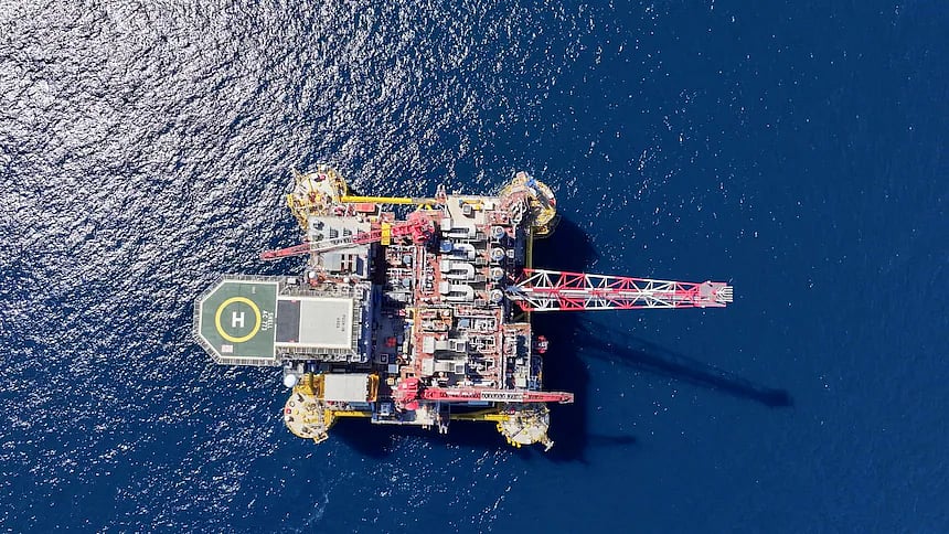 Oil prices and reduced royalties lower US funds from energy production