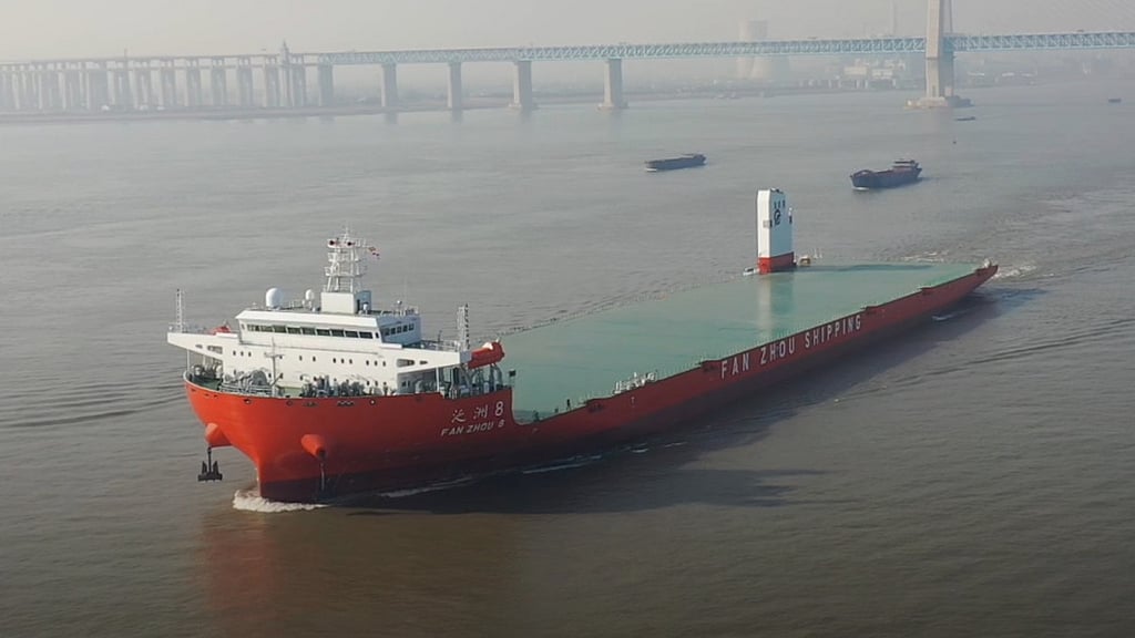 Fanzhou 8 – Heavy lift vessel for China's Jiangsu Fanzhou Shipping