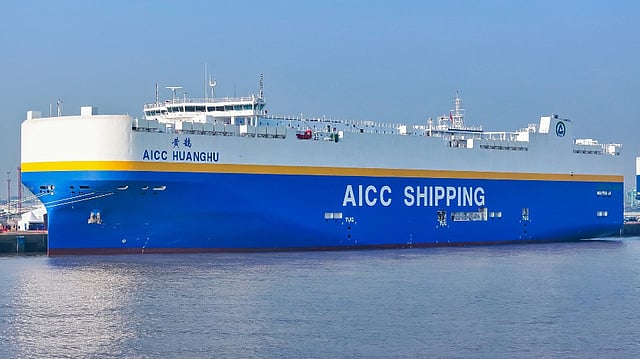 VESSEL REVIEW | AICC Huanghu – Dual-fuel car carrier delivered to China ...