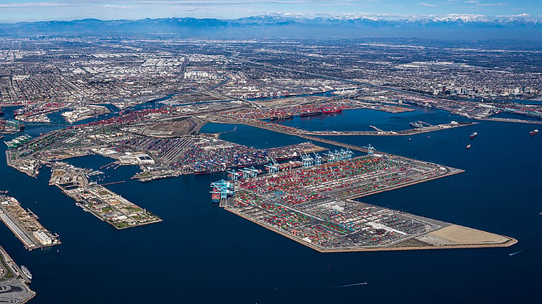 US container import volumes surge ahead of proposed tariffs