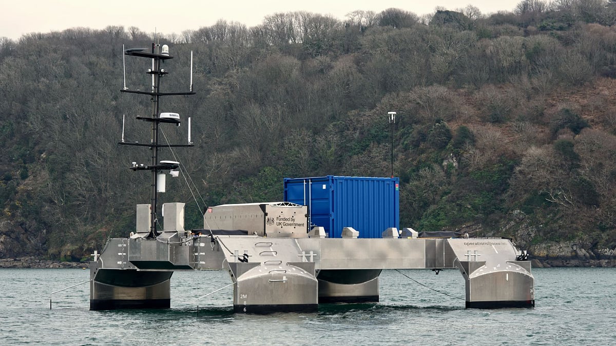 VESSEL REVIEW | USV Pioneer – Autonomous SWATH demonstrator with hybrid ...