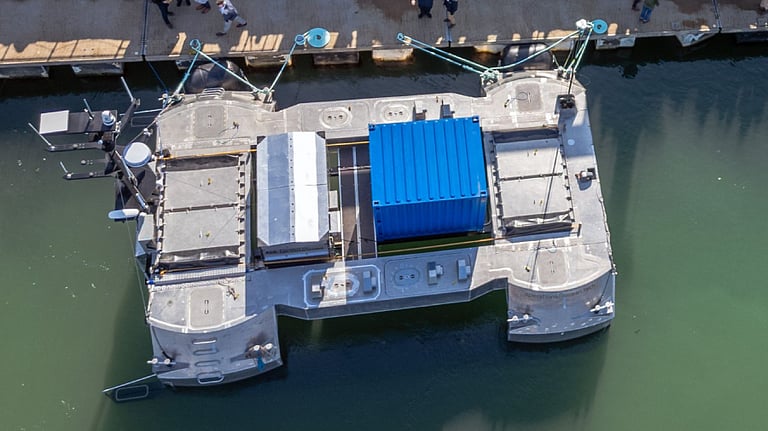 Pioneer – Autonomous SWATH vessel with hybrid hydrogen propulsion
