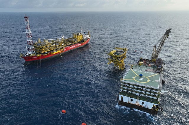 Marlin Natuna – Large floating oil and gas production unit for ...