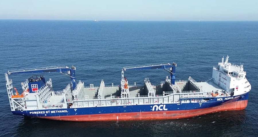 New methanol-fuelled feeder vessel delivered to MPC Container Ships