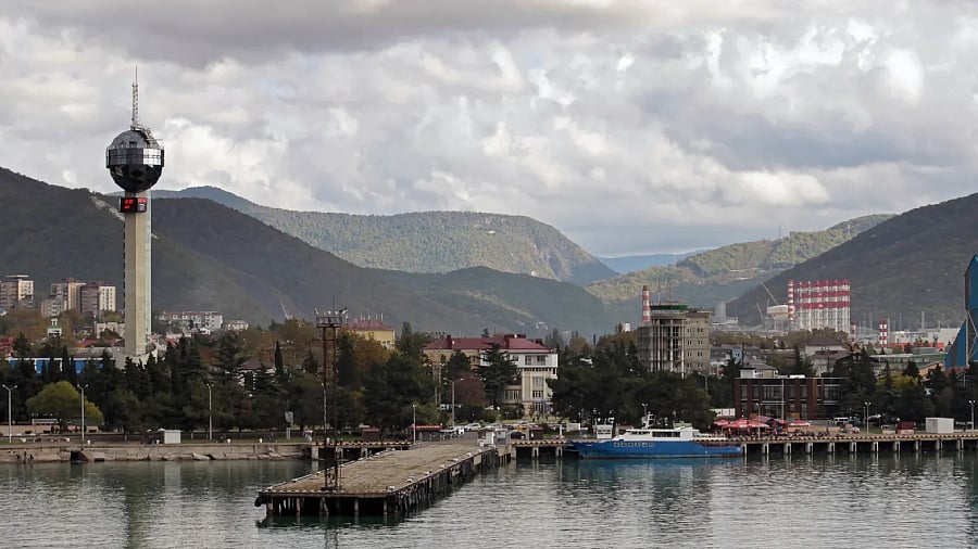 Russia’s Tuapse port resumes oil exports after Ukrainian drone attack