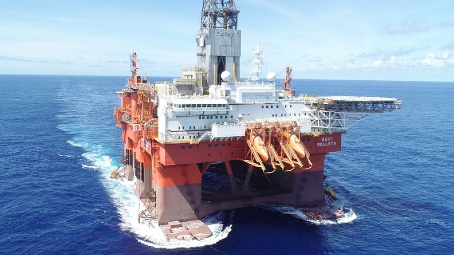 The Twelve Days of Christmas: Two new vessels and a rig in a pear tree