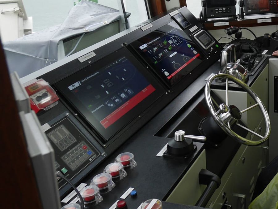 Electric supply boat to be operated in Singapore's port waters