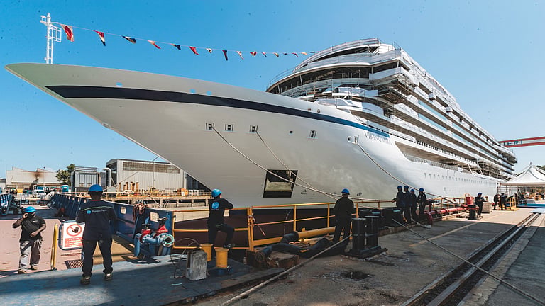 Viking Cruises takes delivery of new ocean-going ship