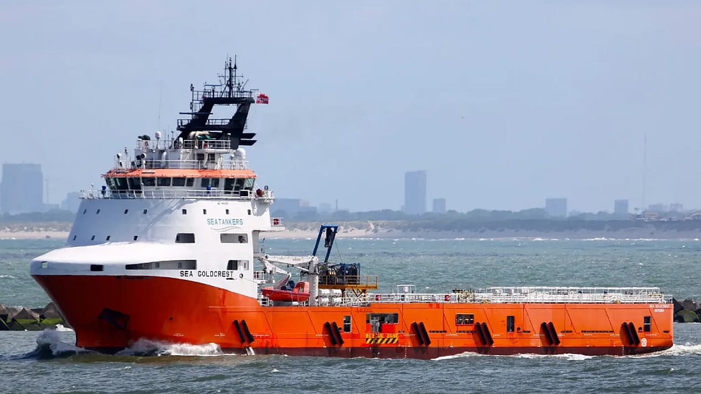 Fugro Zephyr – Platform supplier re-enters service as geotechnical ...