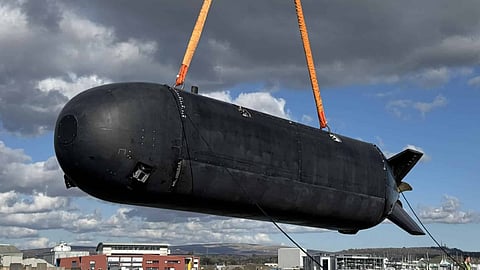 XV Excalibur – Large unmanned submarine to serve as technology testbed