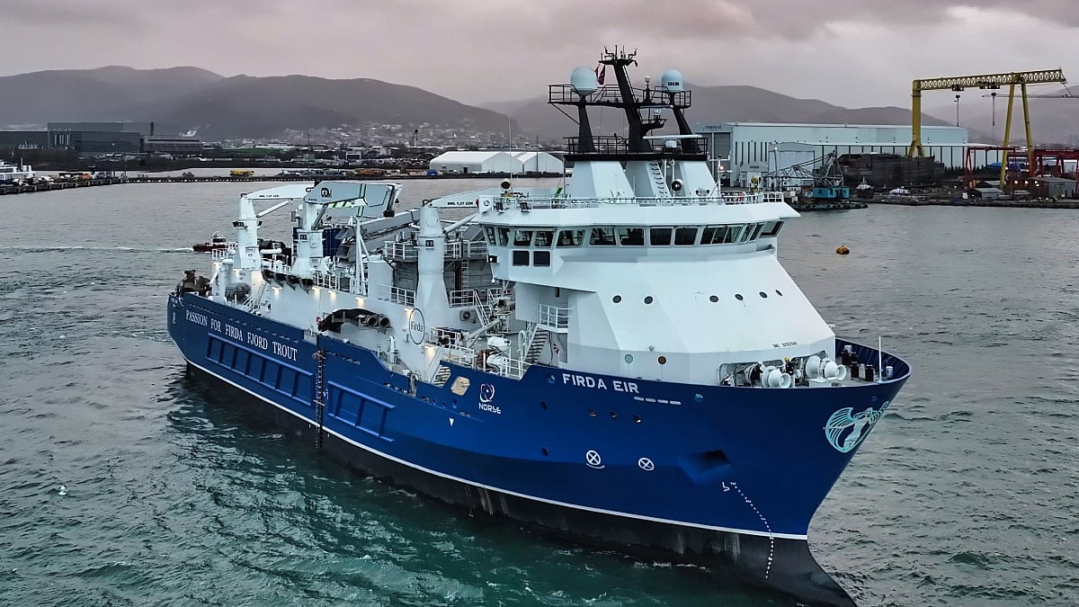 Firda Eir – Platform supplier rebuilt for live fish transport duties