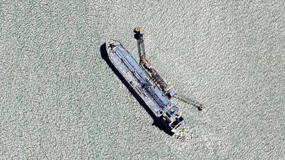 Petron Malaysia halts refinery ops after jetty collapse during storm