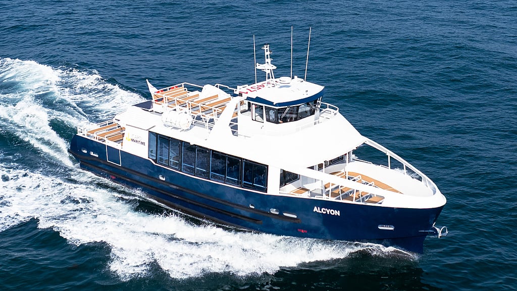 Alcyon – Tour boat for trips around France's Calanques National Park