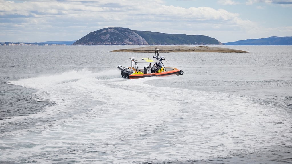 Ibis III – Amphibious RIB for Western Australia rescue organisation