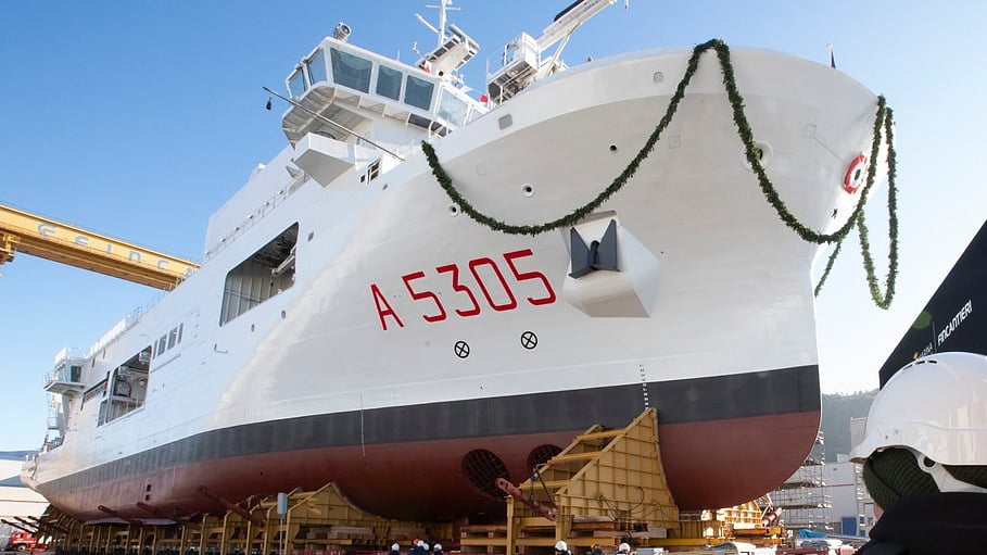 Italian Navy's newest oceanographic research ship hits the water