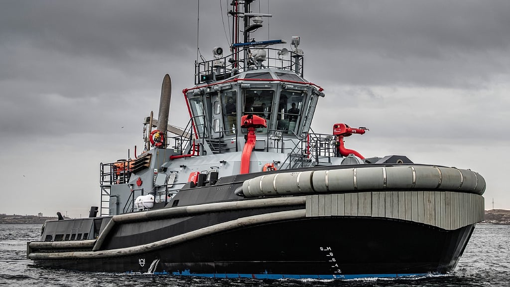 Royal Canadian Navy takes delivery of new ship assist tug