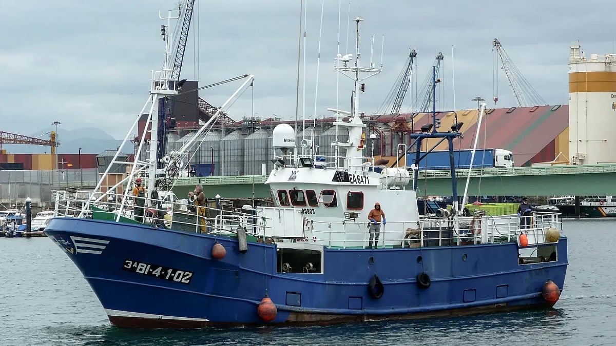 Seven rescued after fishing vessel lists heavily off Spanish coast