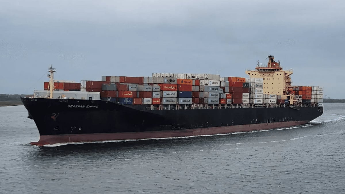 Containership collides with barges at Brazil's Santos Port